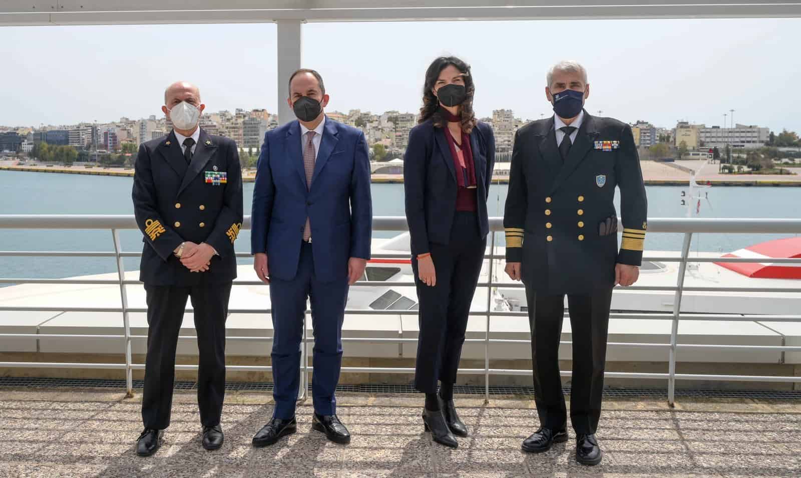 Επίσκεψη του Αρχηγού της Ιταλικής Ακτοφυλακής στο Υπουργείο Ναυτιλίας ...