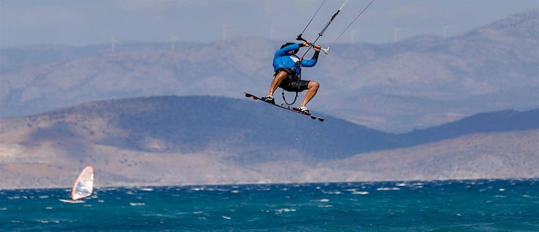 Σαντορίνη - Kitesurf: Πρόστιμο σε 42χρονο που χάθηκε στην θάλασσα, εν ...