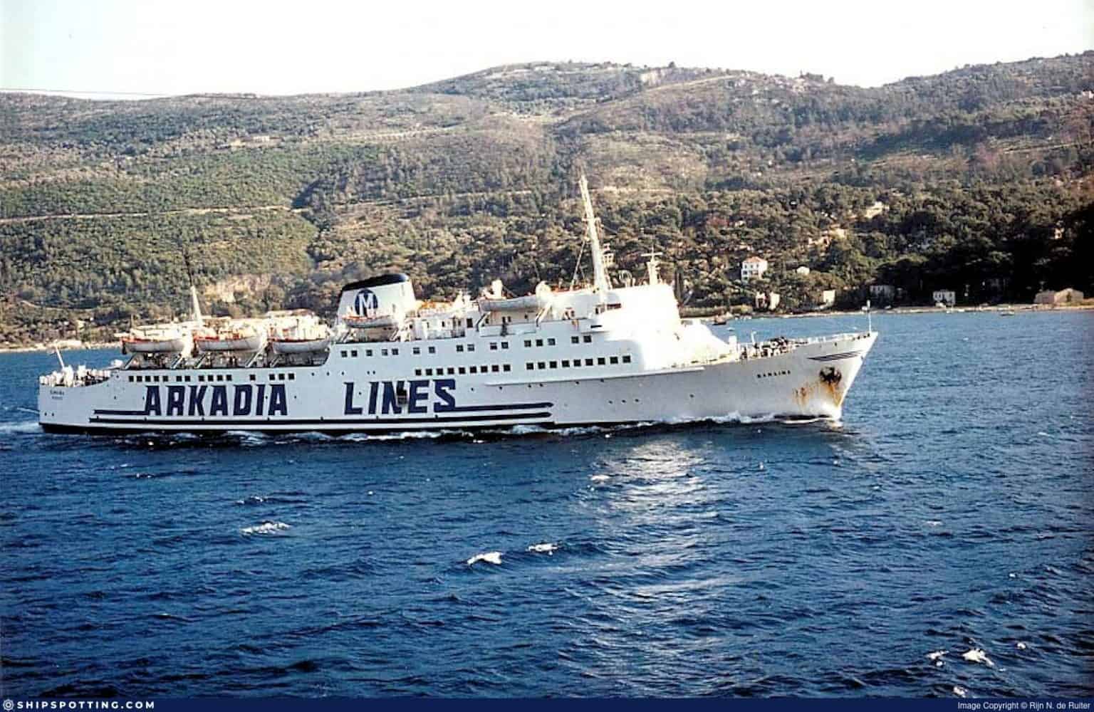 26 χρόνια μετά την βύθιση της πυραυλακάτου ΚΩΣΤΑΚΟΣ του Π.Ν. από το ...