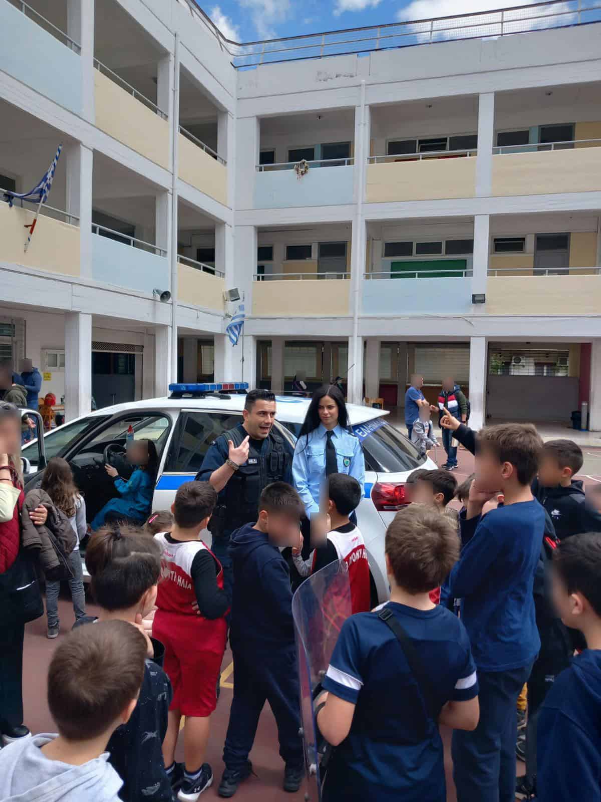 Επίσκεψη αστυνομικών στο 2ο Δημοτικό Σχολείο Πειραιά στο πλαίσιο ...