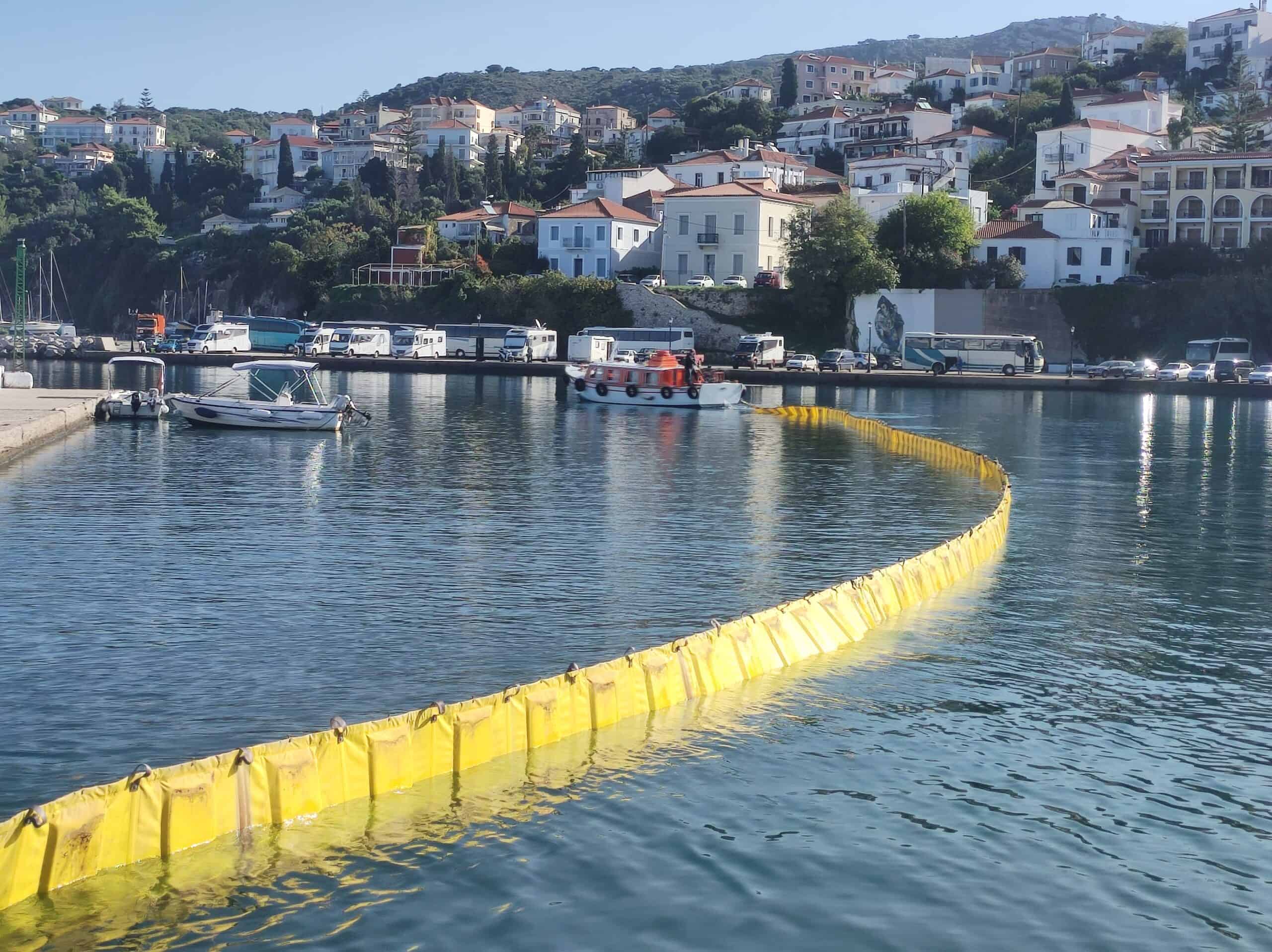 Άσκηση καταπολέμησης ρύπανσης στο λιμάνι της Πύλου - Λιμενικά Νέα ...