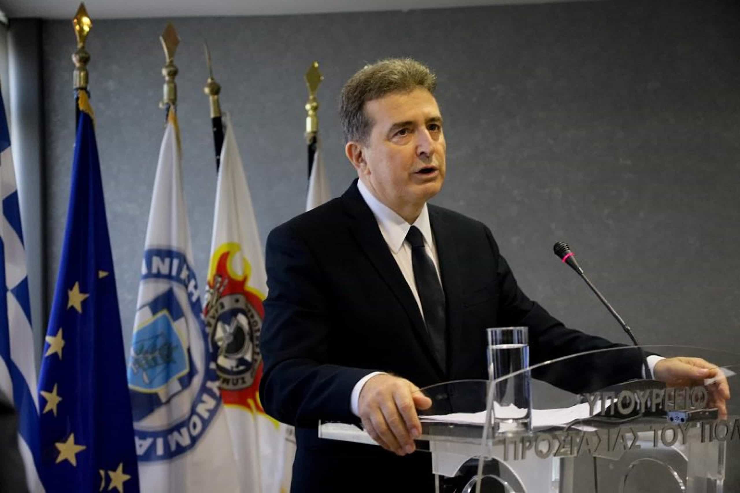 ΠΑΣΟΚ για Χρυσοχοϊδη: Επιστρέφει στο Υπουργείο Προστασίας του Πολίτη ...