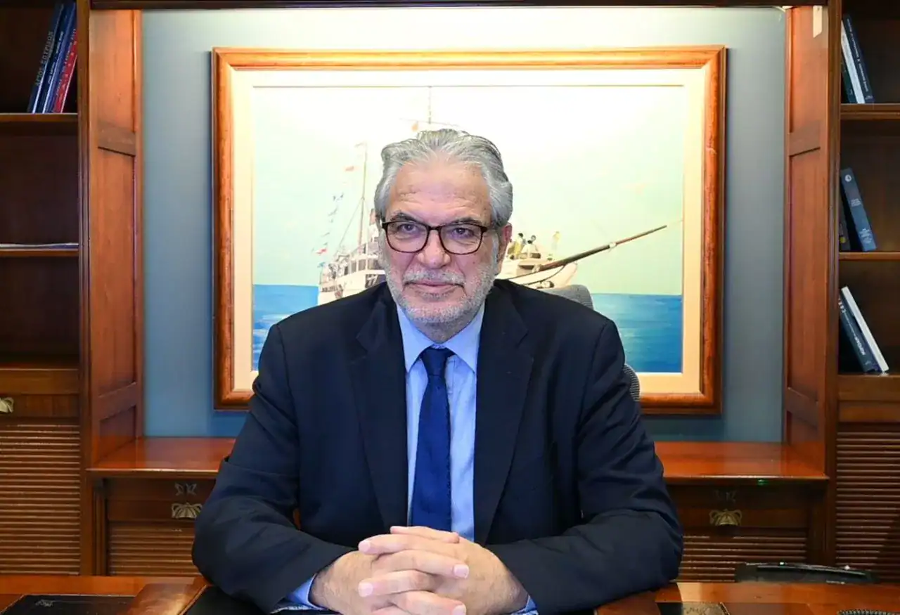 Υπουργείο Ναυτιλίας: Δεν υιοθετούμε τα κίνητρα της Κύπρου για την ...